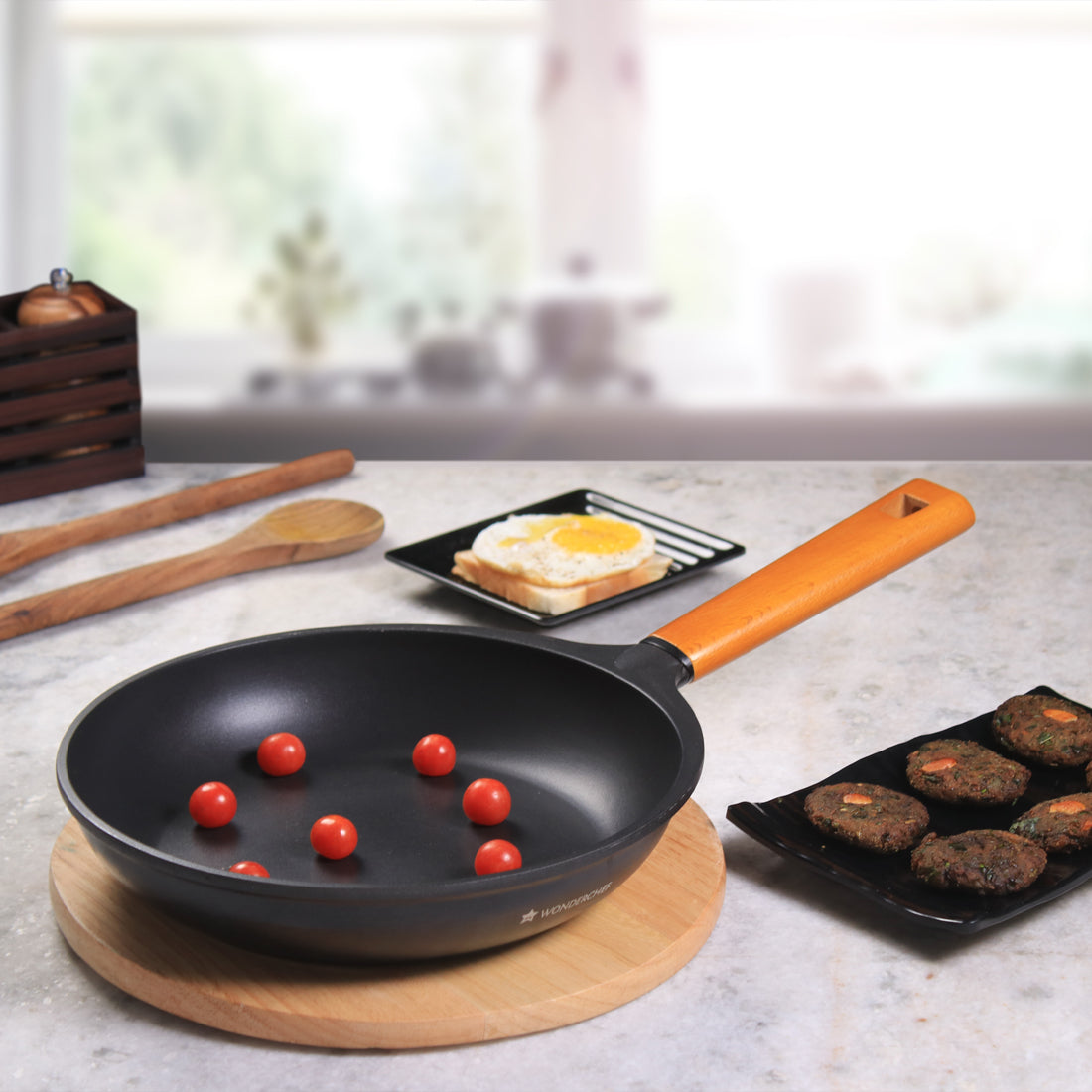 Wonderchef Caesar Frying Pan With Wooden Handle 26Cm | Frying Pan Online